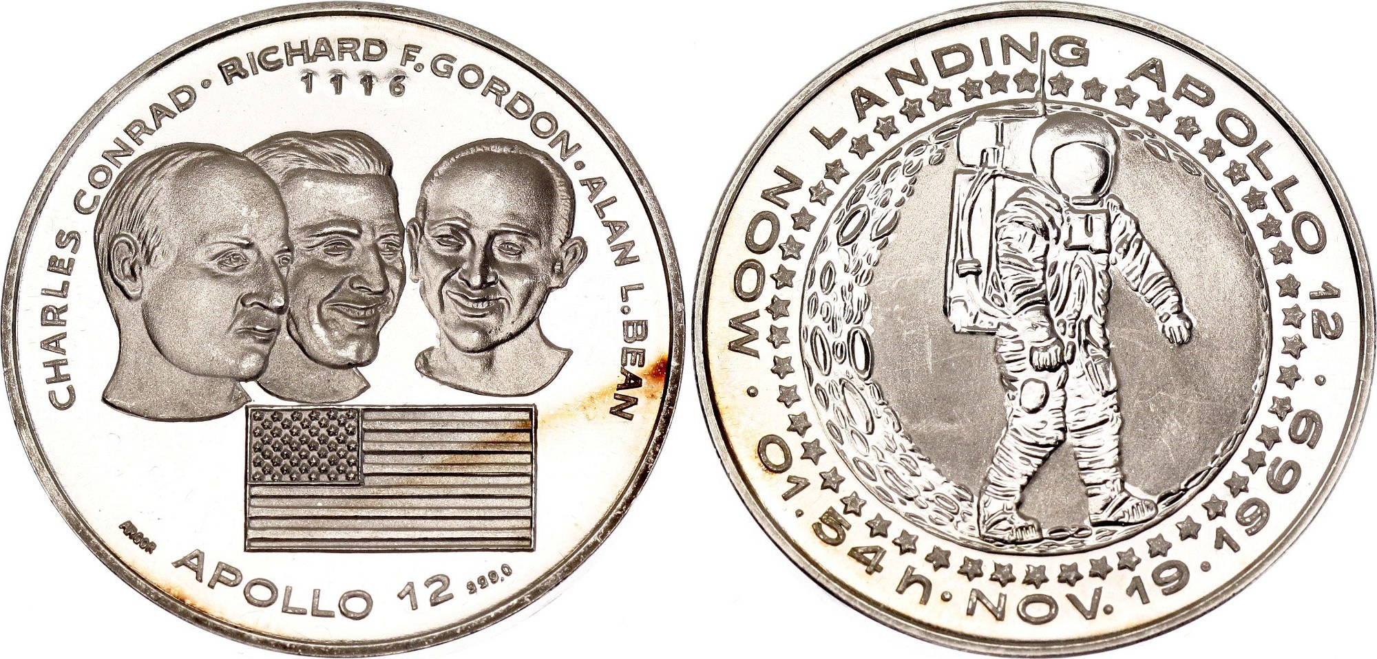 United States Commemorative Silver Medal "Apollo XII - Landing on the ...