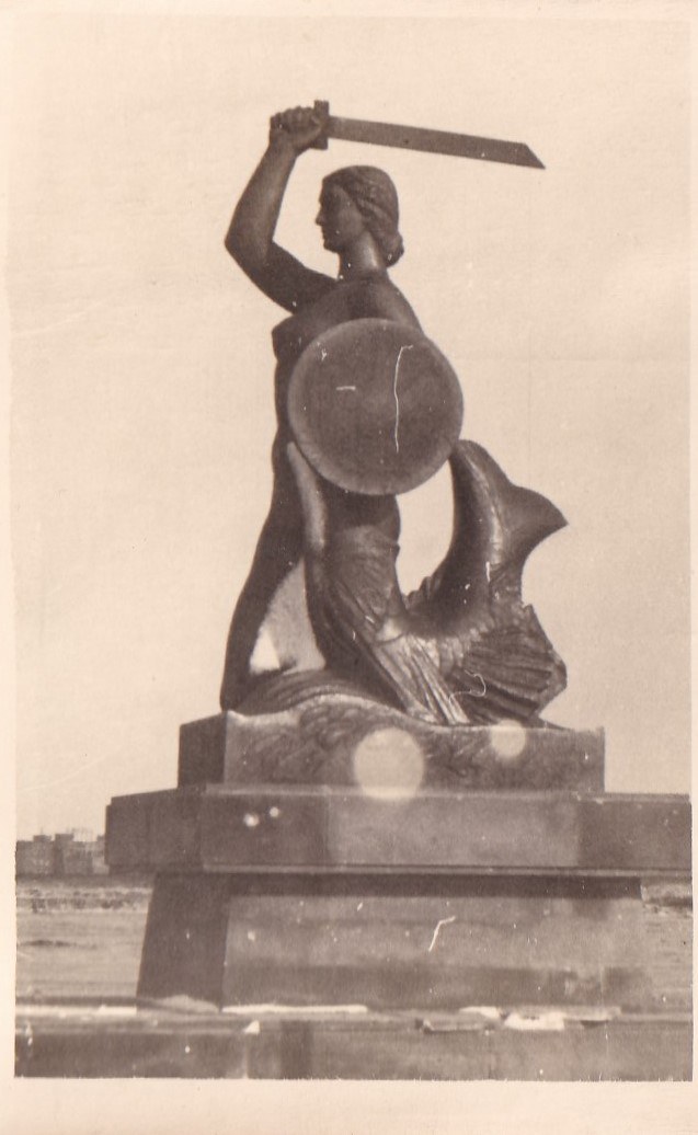 Pomnik Syreny [art.: Ludwika Nitschowa Wybrzeże Kościuszkowskie ...