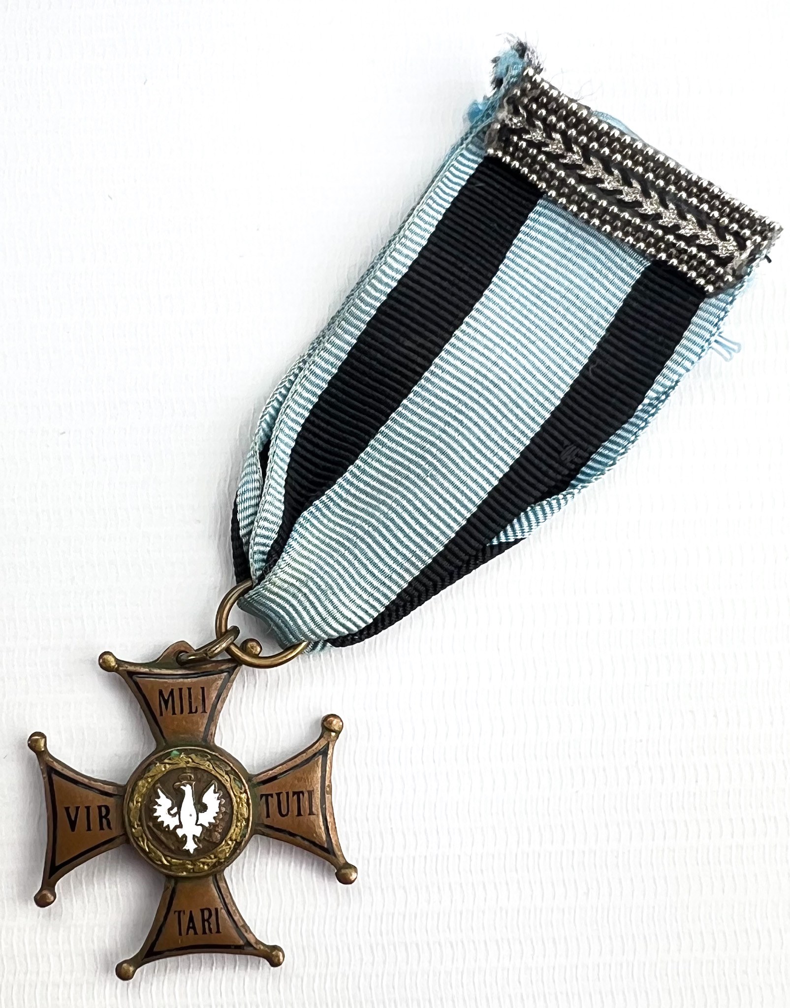 KRZYŻ ORDERU WOJENNEGO VIRTUTI MILITARI - PANASIUK - Aukcja internetowa ...